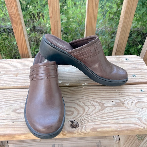 Clarks | Shoes | Clogs | Poshmark